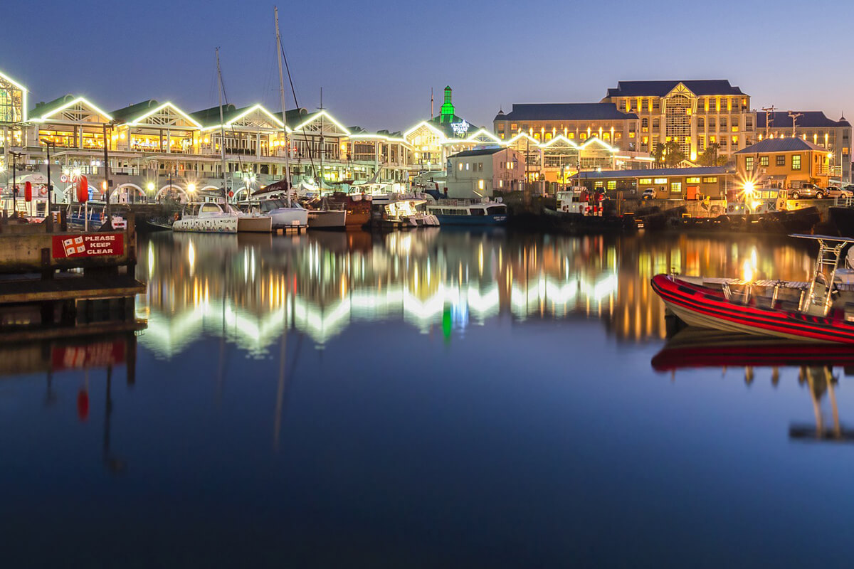 V&A Waterfront Shopping In Western Cape | Mall In Cape Town - WeSearchSA